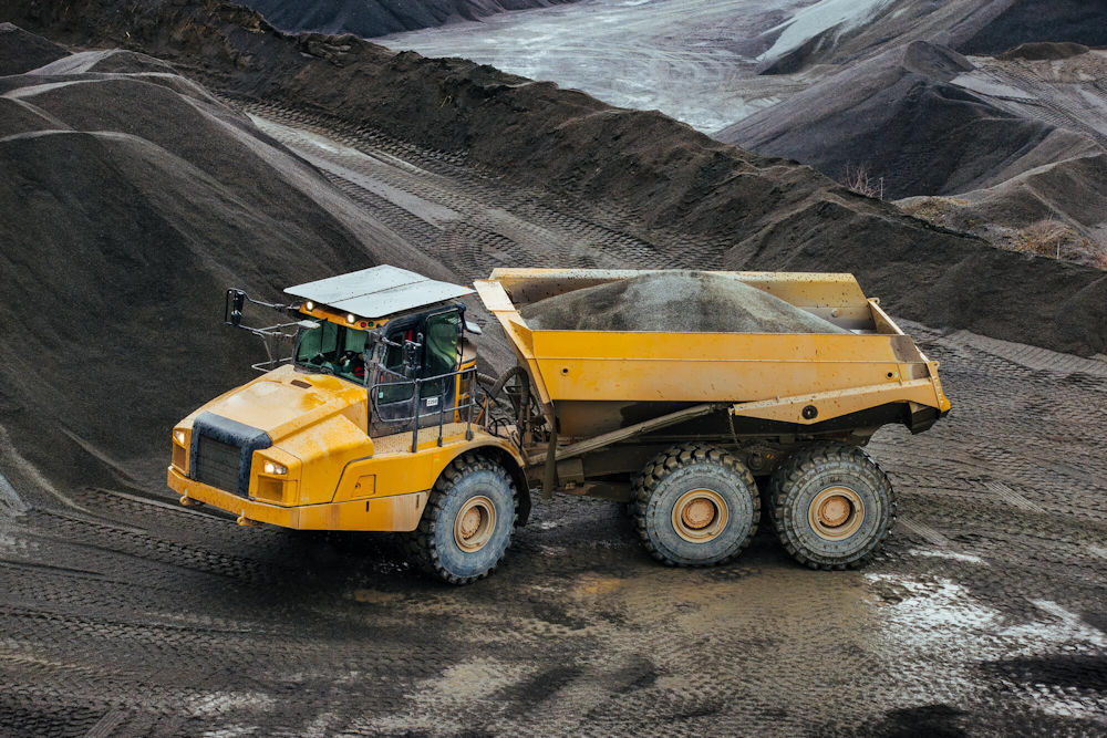 Michelin's de Jager Outlines Michelin's OTR Offer - Commercial Tyre ...